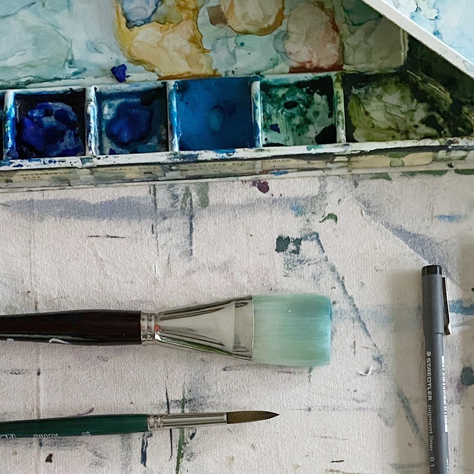 Table – Elizabeth Wade Studio